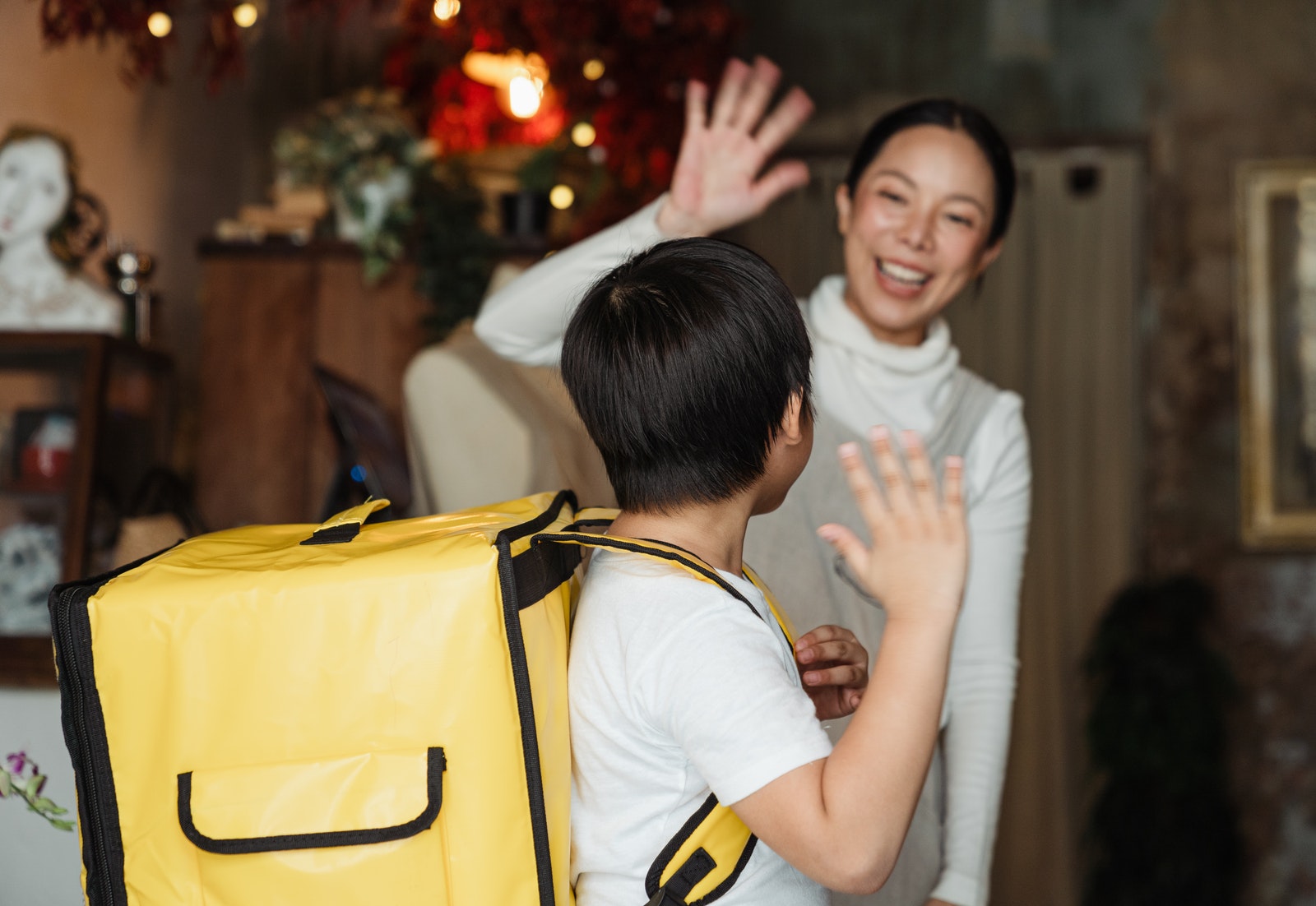 How to Say Goodbye in Cantonese - Learn Chinese Cantonese Online ... How to Say Goodbye in Cantonese - Learn Chinese Cantonese Online ...